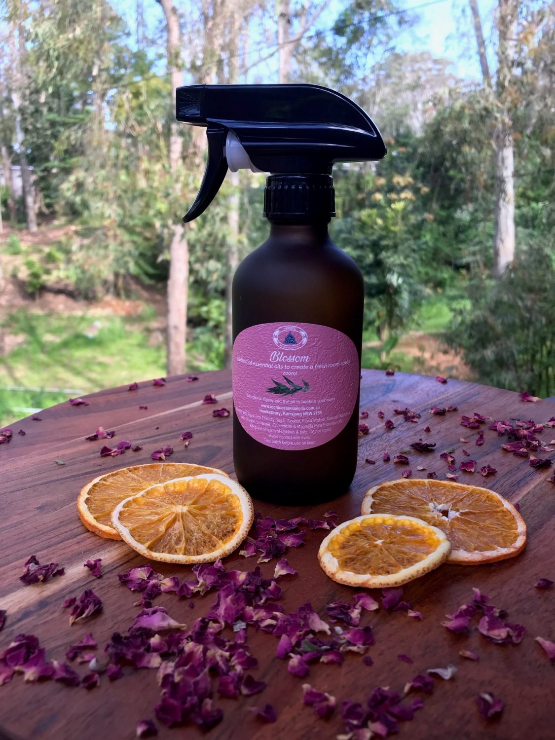 BLOSSOM ROOM SPRAY – Iconic Essential Oils